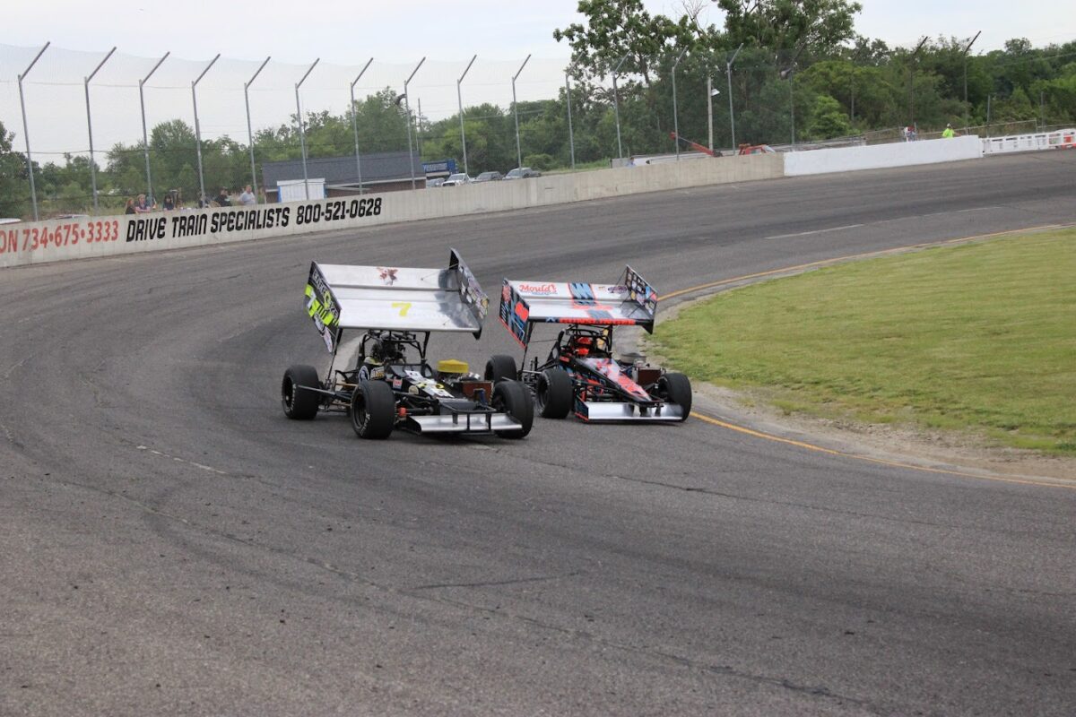 June 1 – Flat Rock Speedway Photo Gallery – Outlaw 350 Series